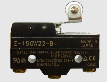 OMRON Z-15GW22-B接近开关--