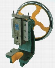 手轮式手压机-手压机